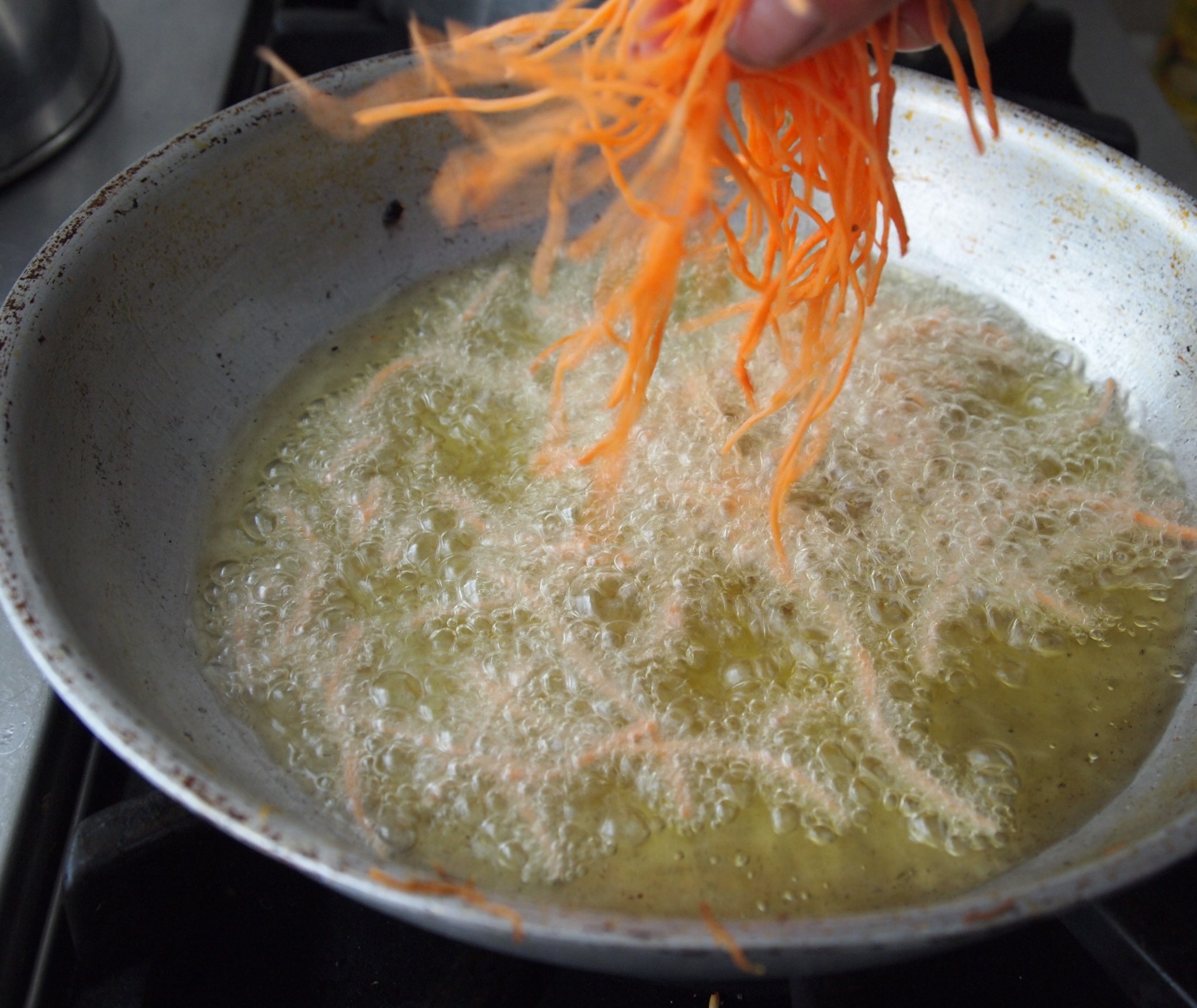 Sweet potato strings – Garnish your dishes like a pro | PERU DELIGHTS