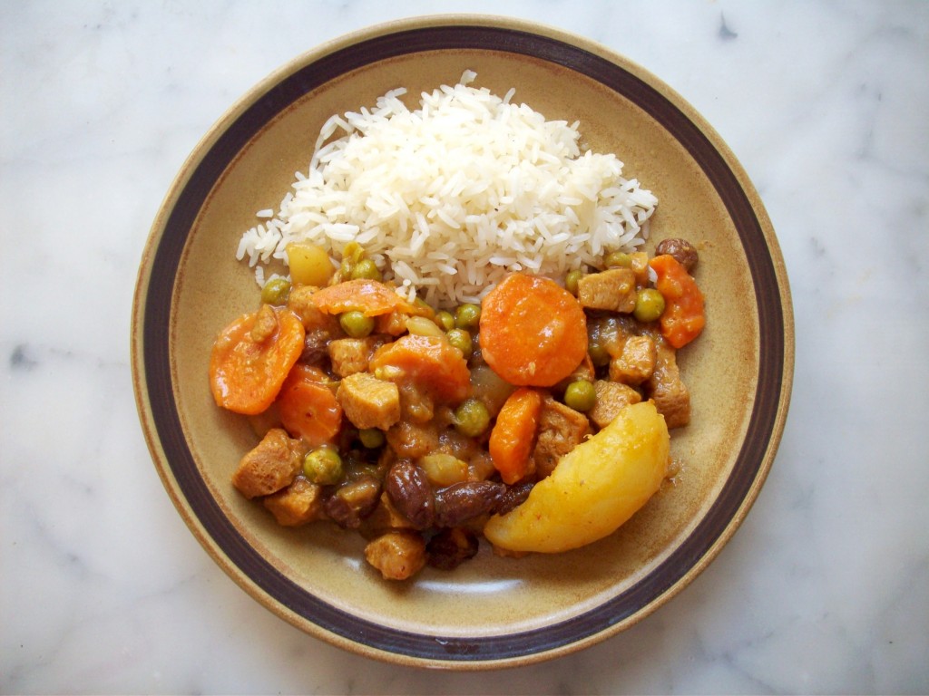 Estofado de pollo (Chicken stew) – The magic of home cooking | PERU ...